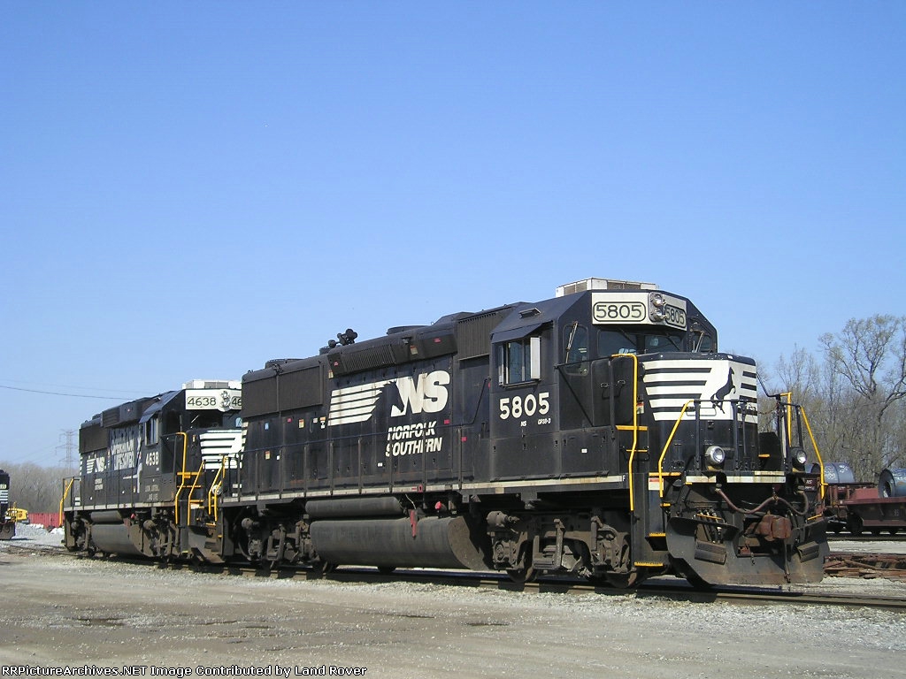 NS 5805 At Reed Yard